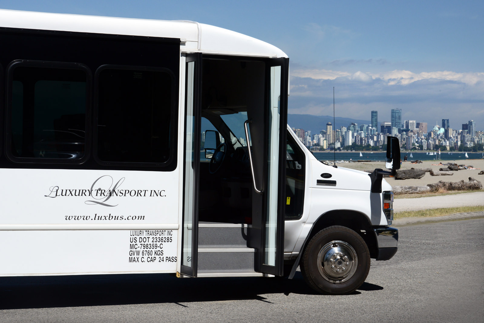 20-passenger Coach Shuttle Buses | Shuttle Buses & Vehicles | Luxury ...